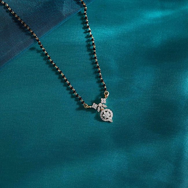 Single diamond pendant mangalsutra store